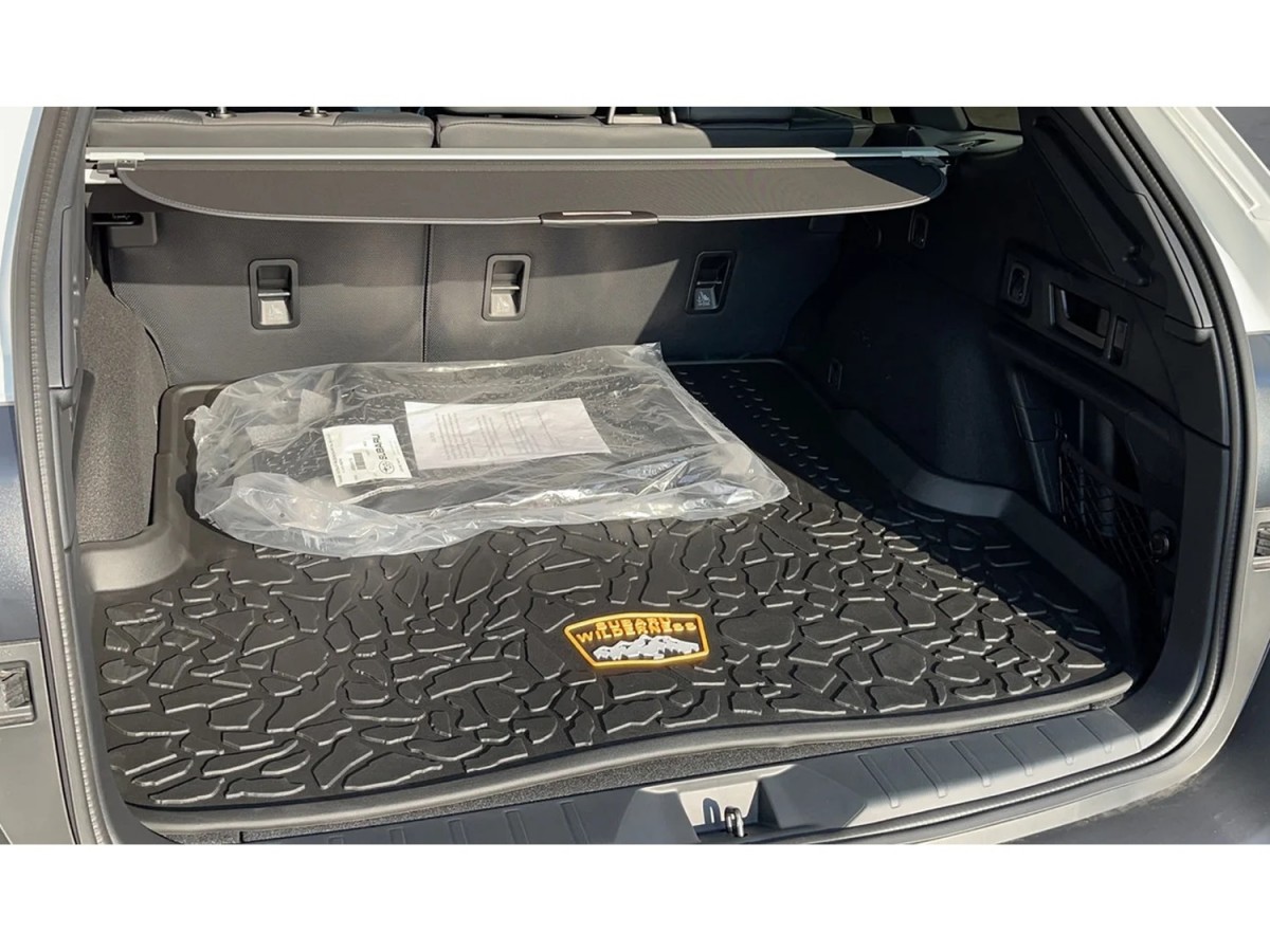 Subaru outback trunk mat store